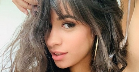 Camila Cabello lanza "Romance", un álbum sobre enamorarse por primera vez
