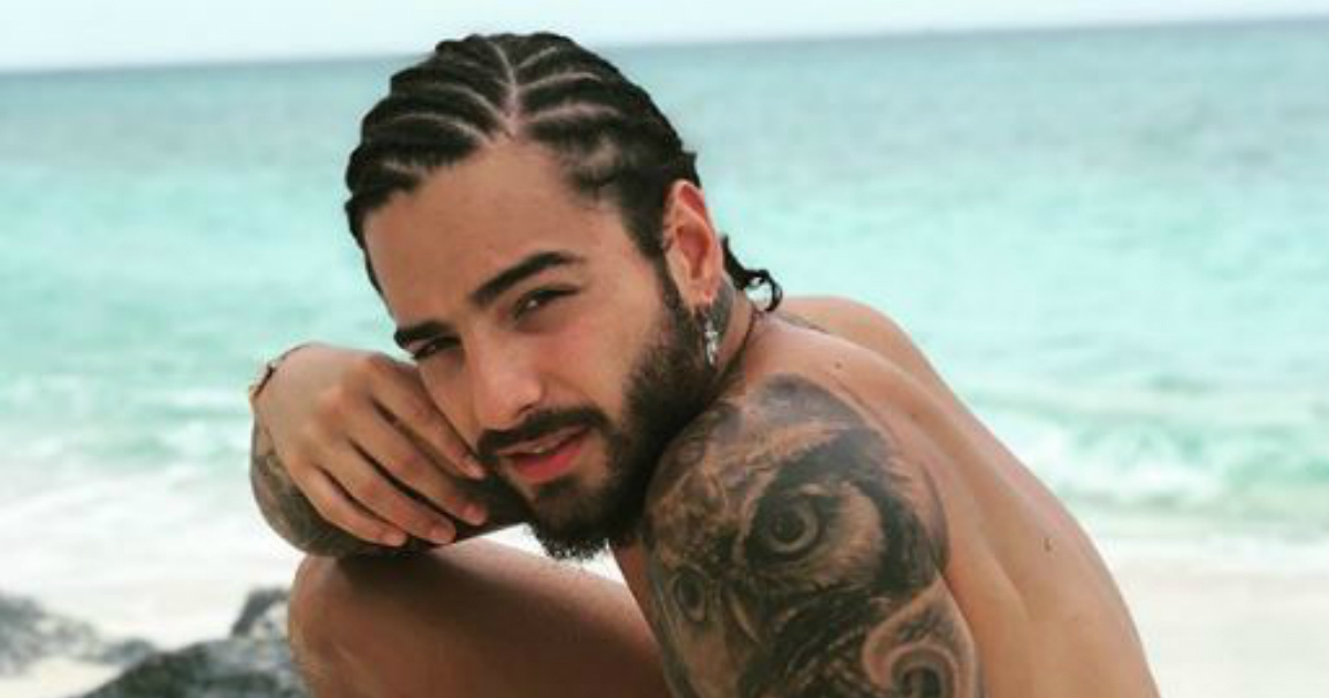 Maluma alborota a sus fans con sus perfectos abdominales