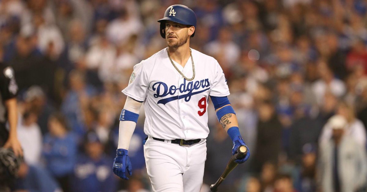 Yasmani Grandal cambia de agencia y estaría buscando un contrato de 60 ...