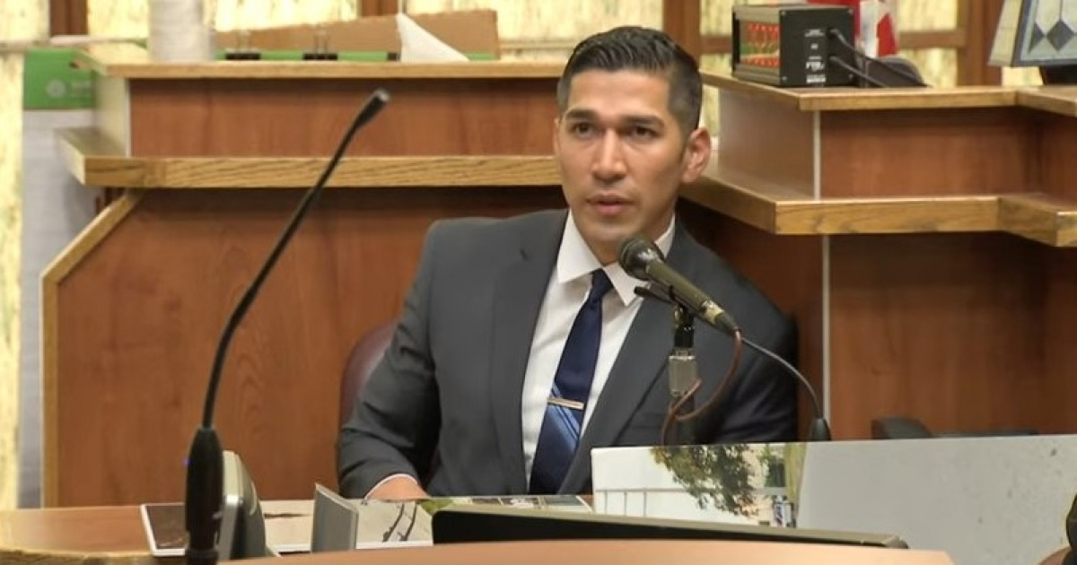 Policía que disparó a afroamericano desarmado en Florida queda libre de ...