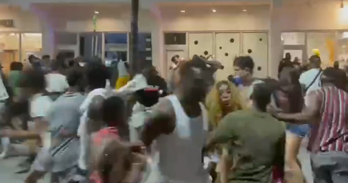 Más de 100 "spring breakers" arrestados tras los disturbios en Miami Beach