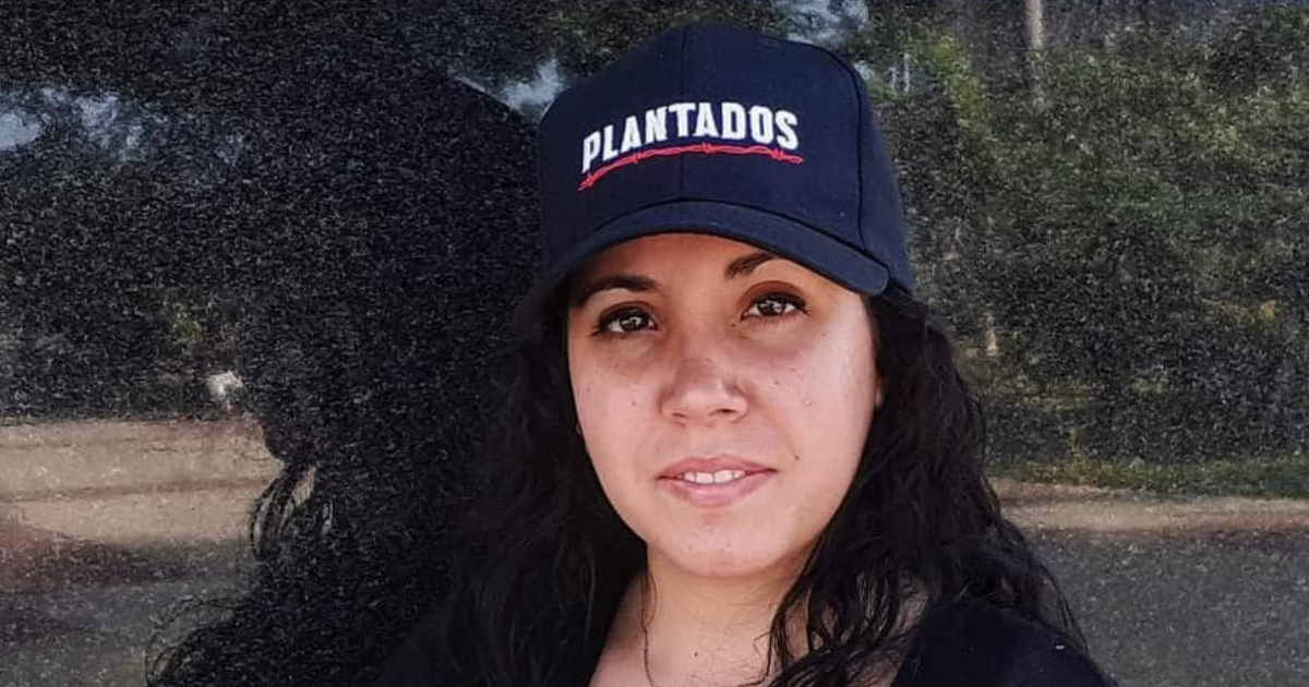 Periodista independiente Camila Acosta denuncia aumento de vigilancia a ...