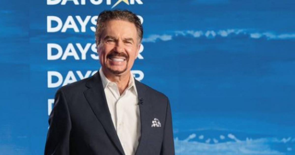 Muere por COVID-19 el predicador antivacunas Marcus Lamb