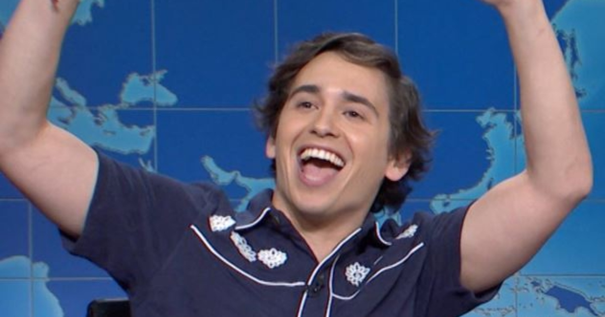 Comediante cubanoamericano Marcello Hernández arrasa con su debut en ...