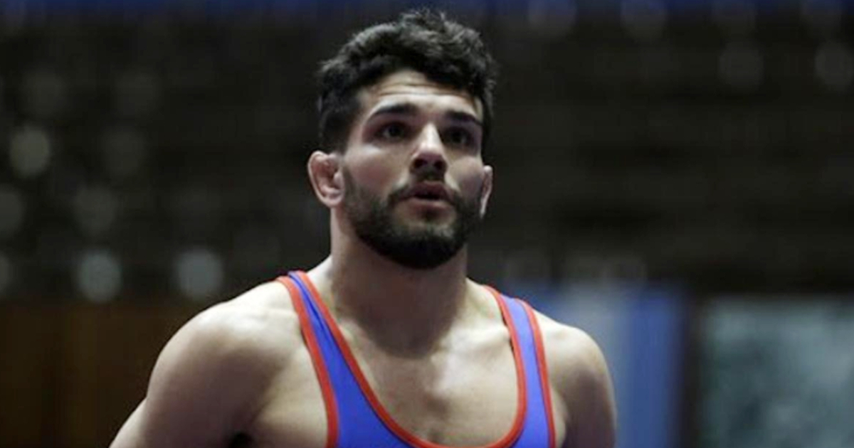 Luchador cubano Orta repite triunfo sobre el estelar ruso Emelin