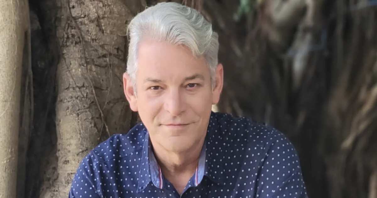 Actor cubano Ulyk Anello llega a Estados Unidos