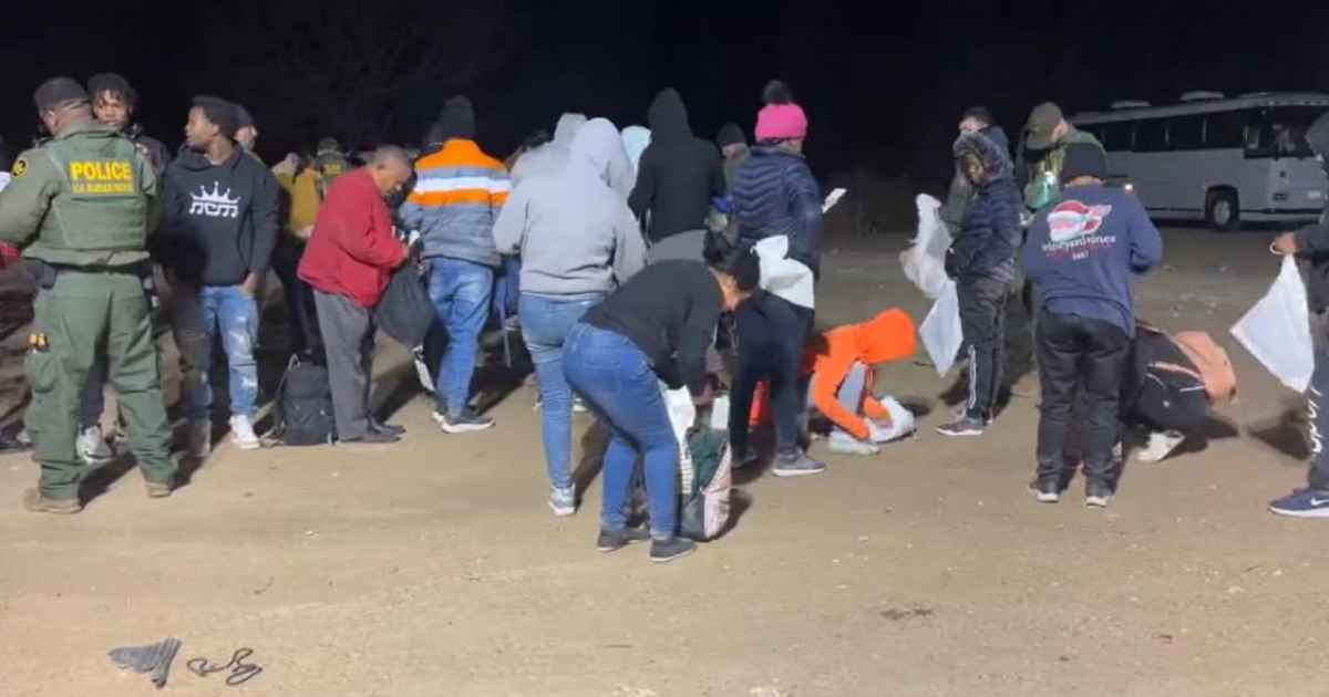 Migrantes cubanos continúan cruzando la frontera sur de Estados Unidos