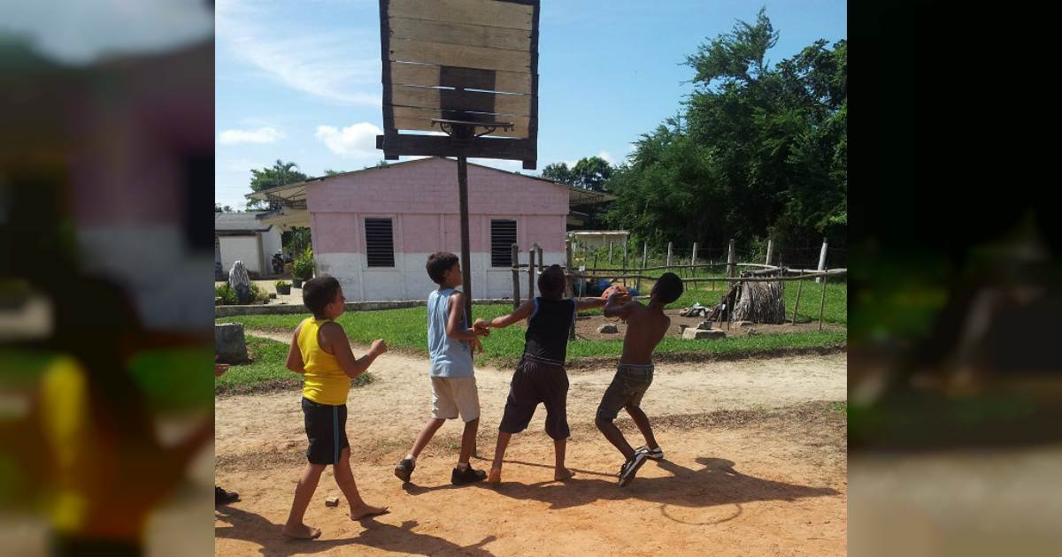 Testimonios de un profesor de una escuela rural en Cuba