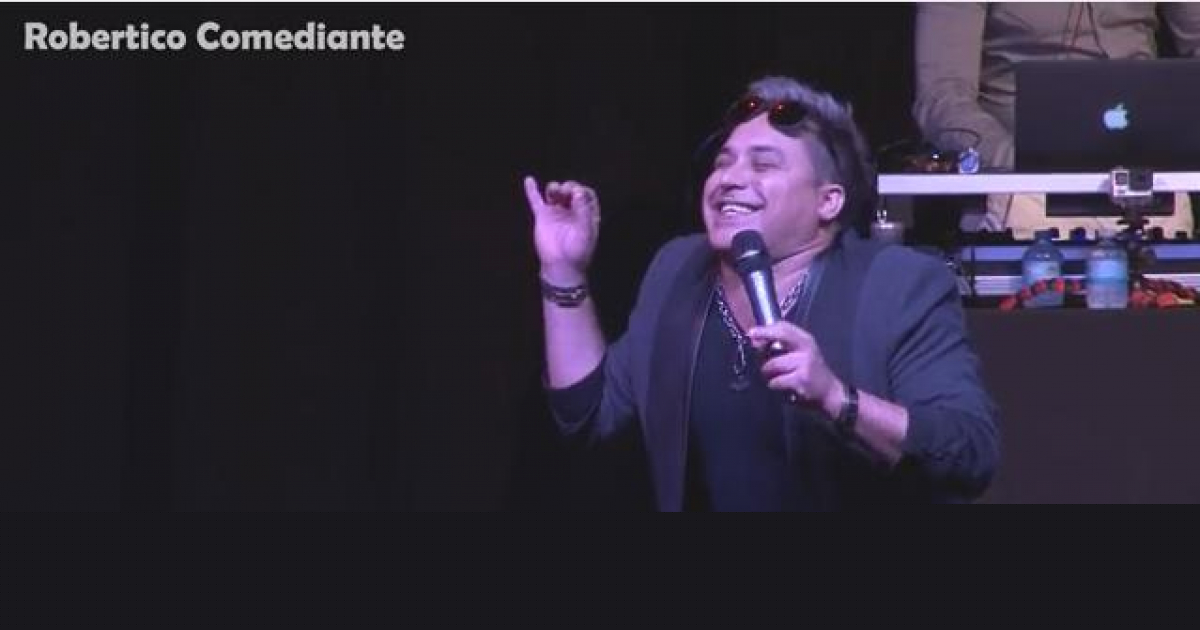 El humor de Robertico de gira por Estados Unidos (Naples 2016)