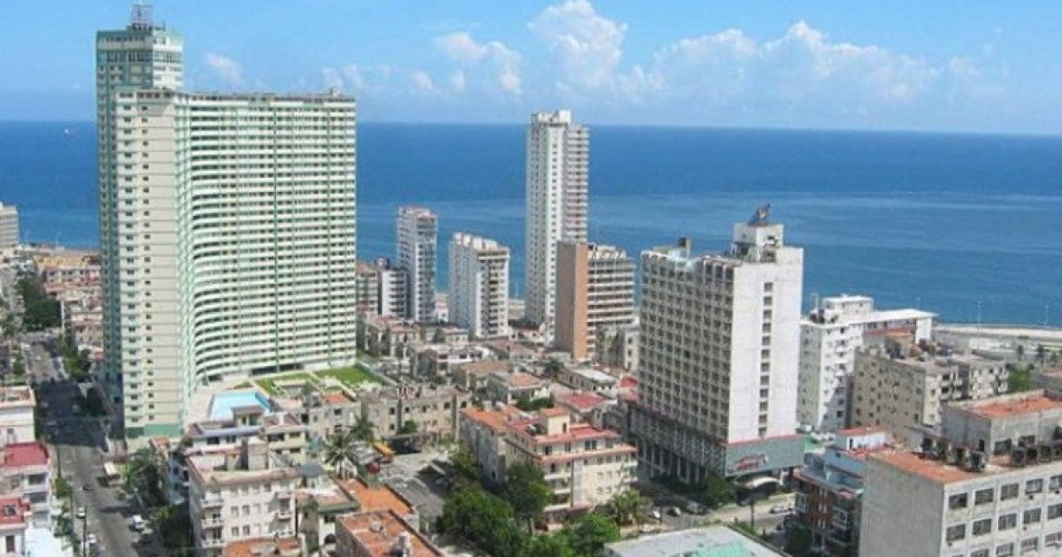 El Vedado: historia de un reparto habanero, memorias reunidas en libro