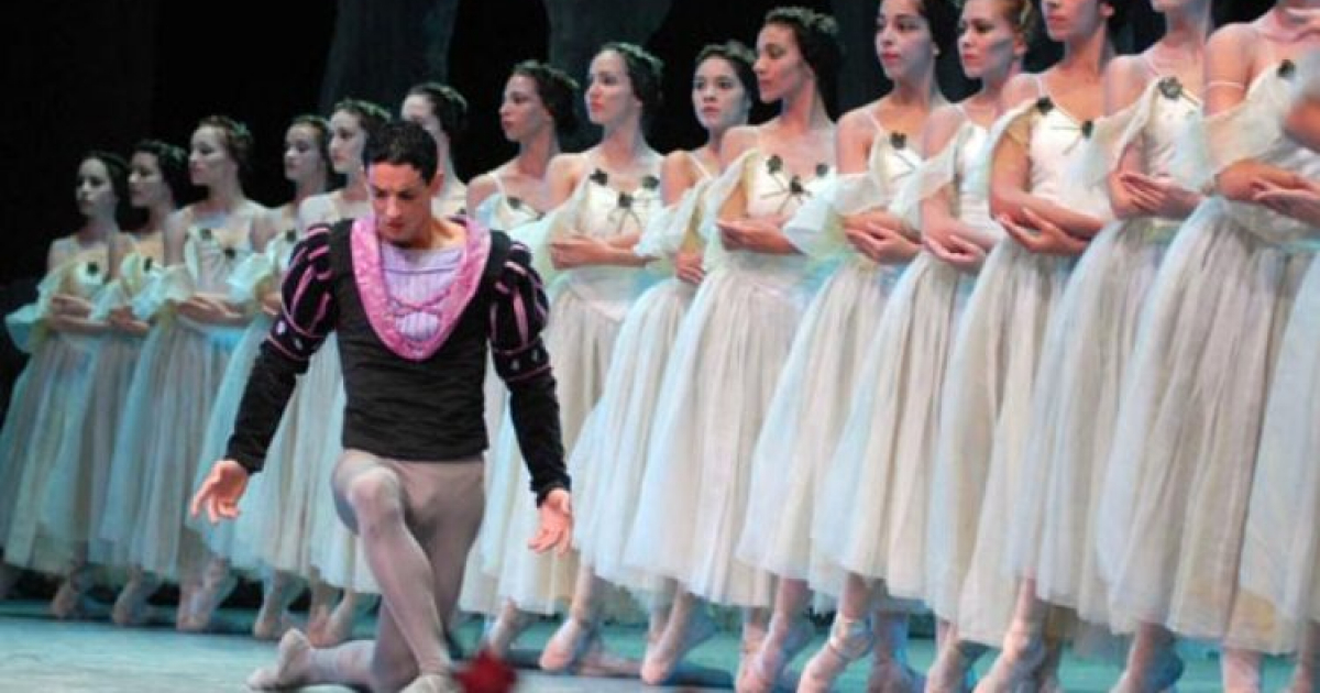 Giselle distinta, debutante y camagüeyana pasó por el Gran Teatro